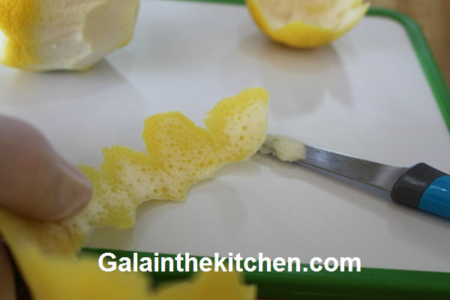 11 Simple Lemon Garnish With Step By Step Photos - Gala in the kitchen