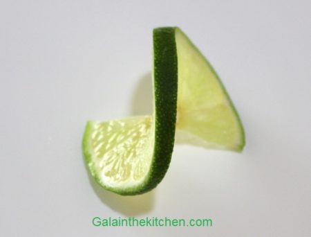 11 Simple Lemon Garnish With Step By Step Photos - Gala in the kitchen