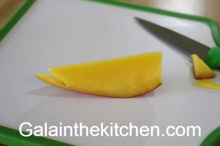 7 Fun And Easy Margarita Cocktail Garnish Techniques - Gala in the kitchen