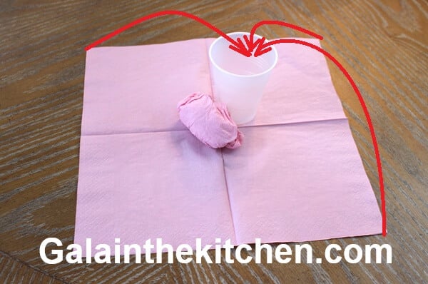 2 Inexpensive and Clever DIY Baby Shower Favor Packaging Ideas