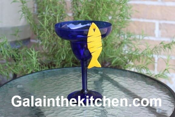 5 Easy Fish Shape Paper Napkin Folding Ideas
